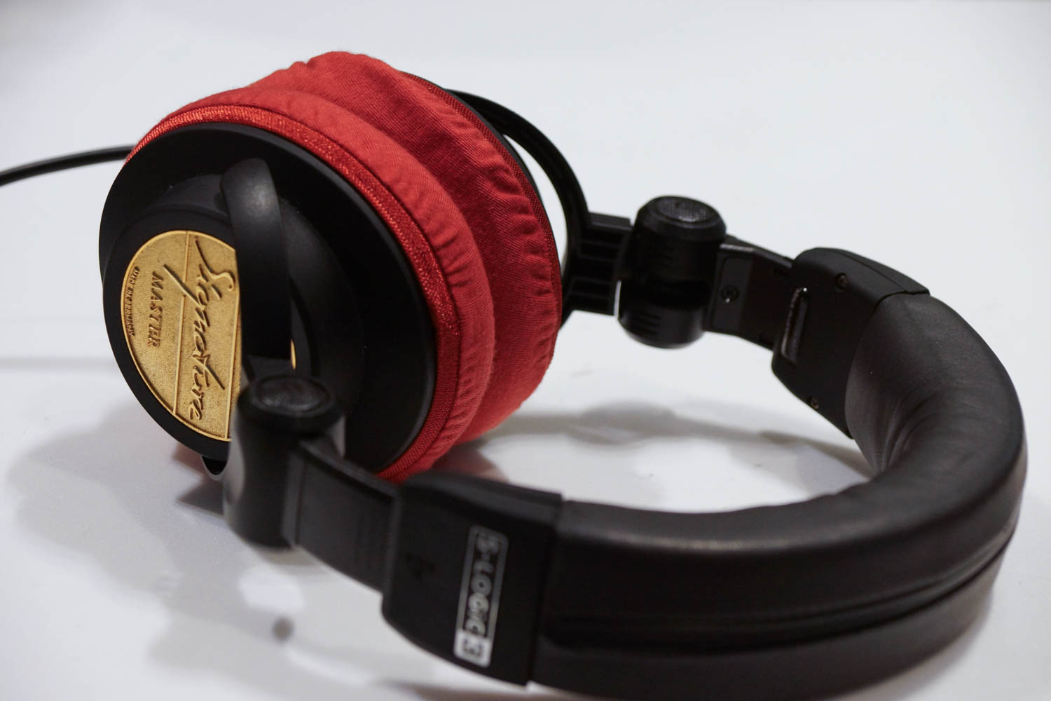 ULTRASONE Signature MASTER earpad repair and protection: Super Stretch ...